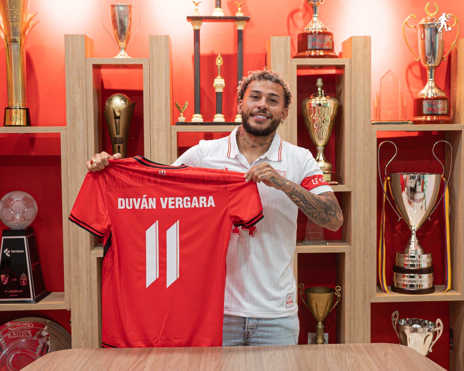 Un bicampeón está de vuelta: ¡Bienvenido a tu casa, Duván Vergara ...